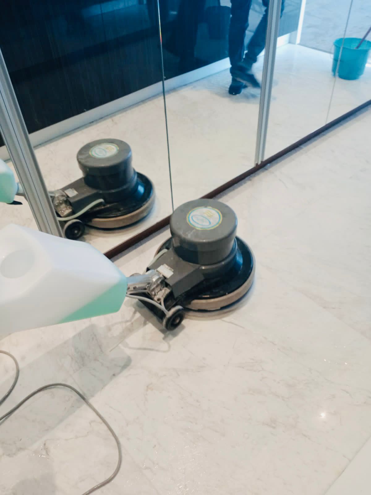 Famous Cleaning – Abu Dhabi